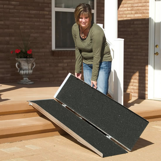 Singlefold Ramp PVI Folding Aluminum