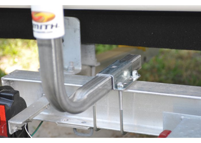 C.E. Smith 40" Post Guide-On With Led Lighted Posts