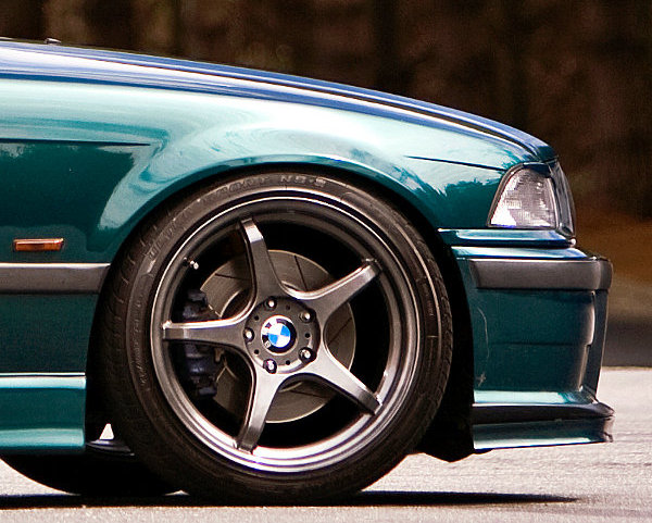 D-Force LTW-5 Lightweight Alloy Race Wheel - 18 inch (3 Series) – UUC ...